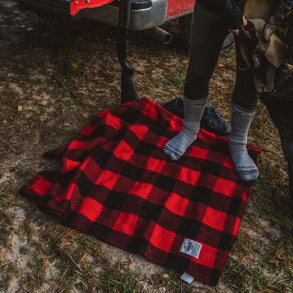 Minus 33 Throw Wool Blanket White Mountain Woolen Camp Throw Blanket ...